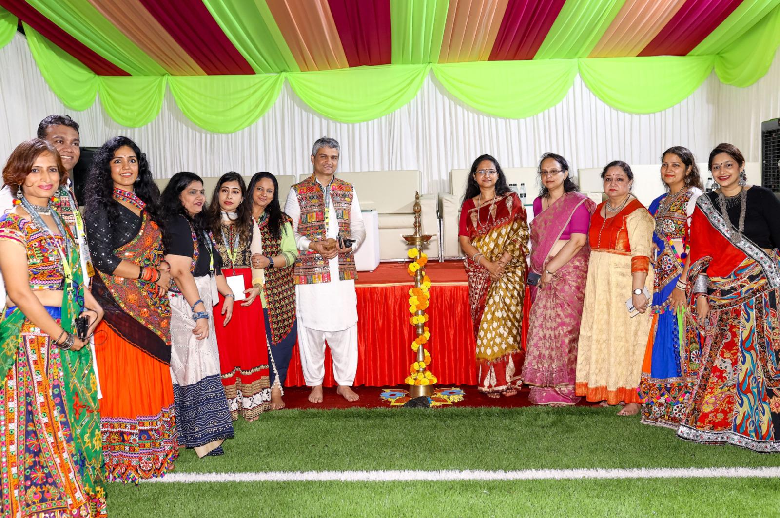 GARBA NIGHT – Juhu Parle Education Society